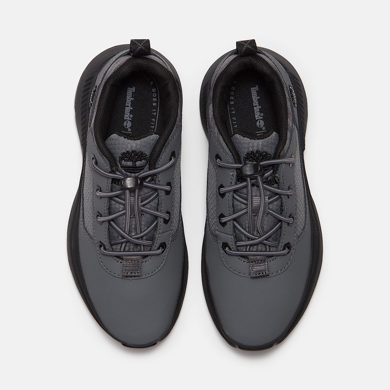 Field Trekker Bungee Trainer for Youth in Dark Grey