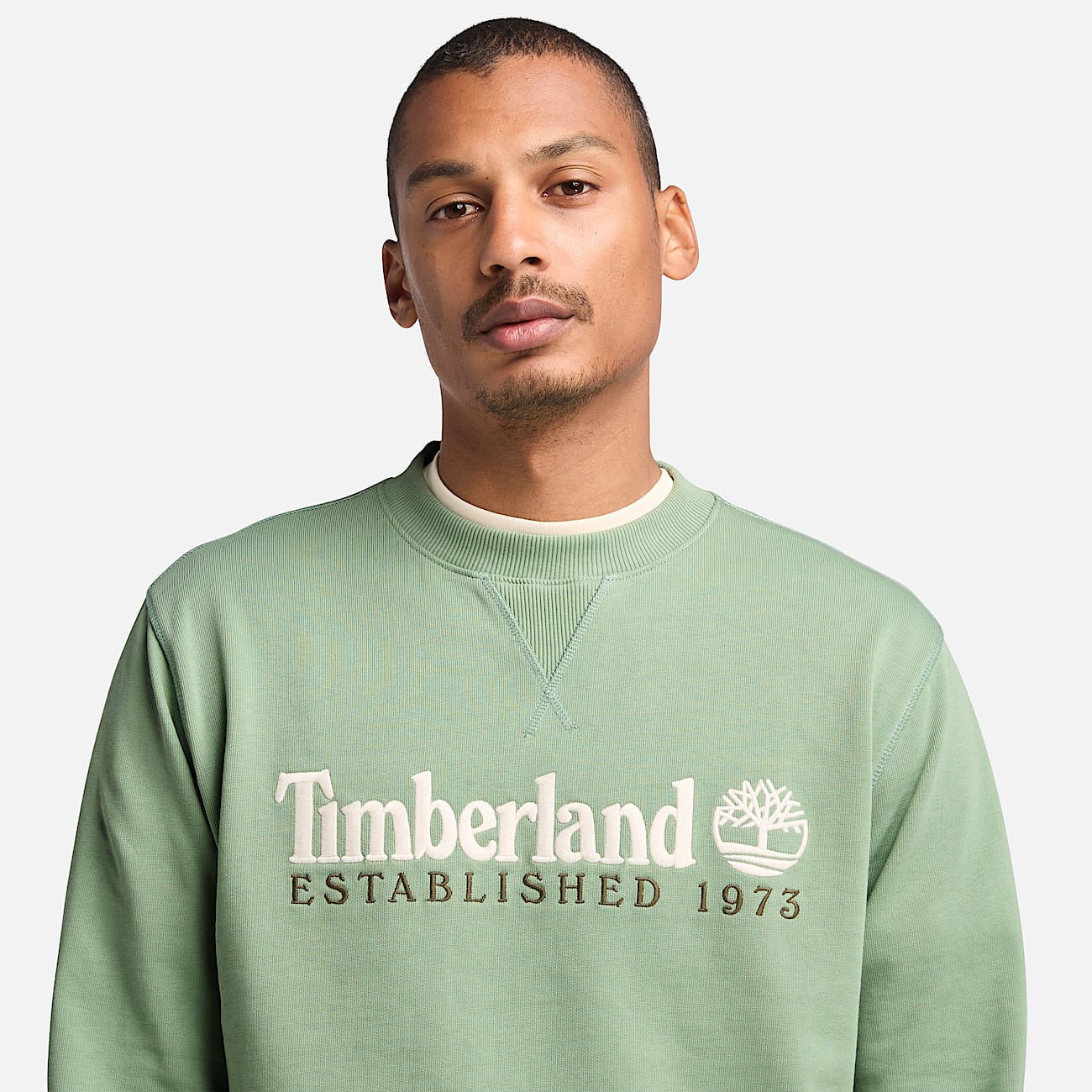 Established 1973 Embroidered Logo Crewneck Sweatshirt for Men in Green